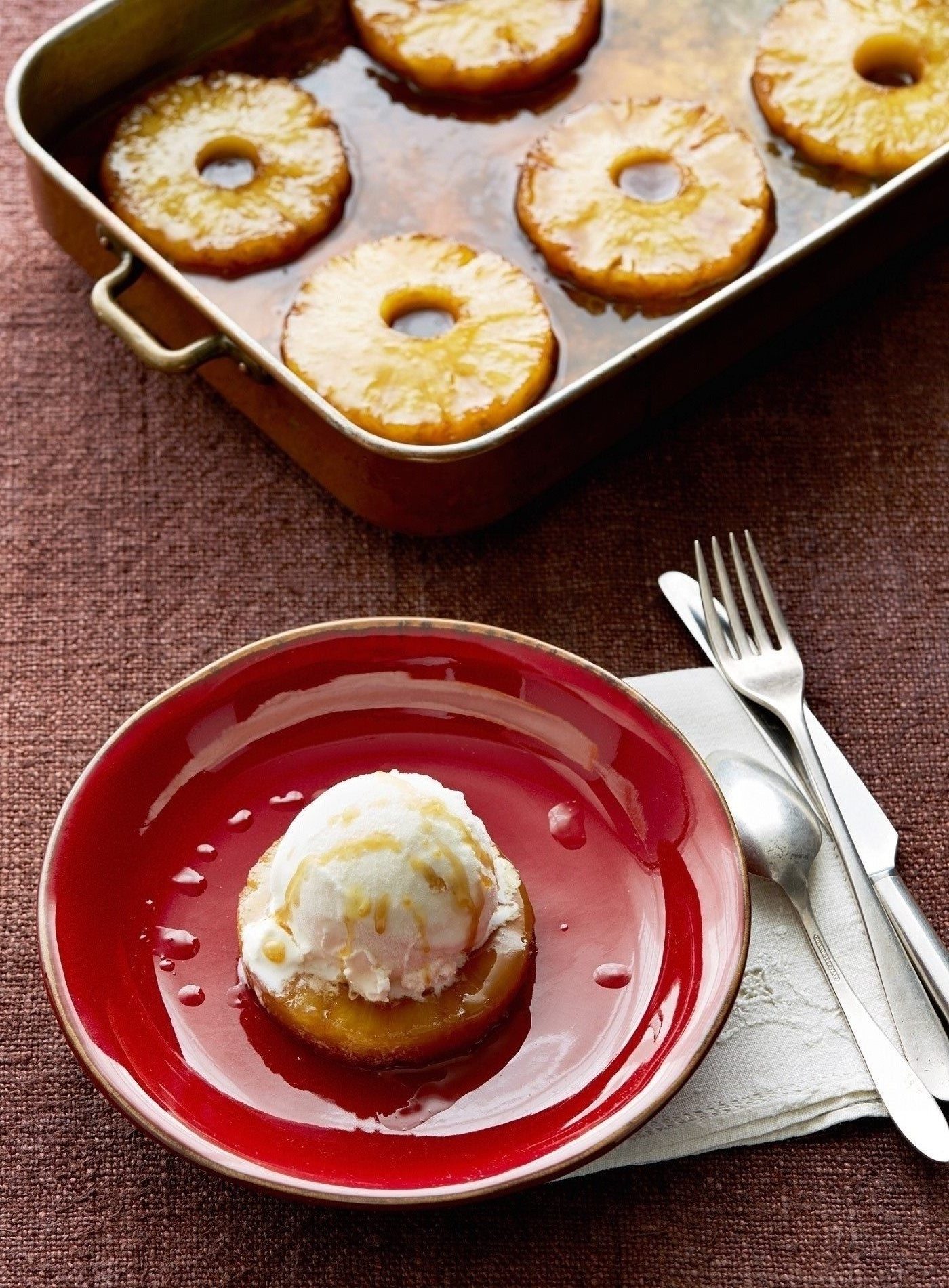 BAKED PINEAPPLE - Lidia