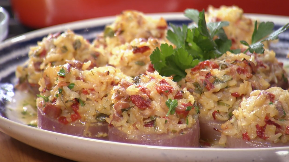 RED ONIONS STUFFED WITH RICE - Lidia