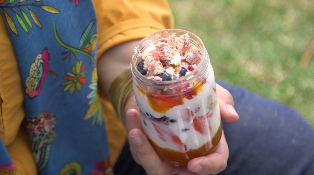 YOGURT AND BERRY PARFAIT WITH ITALIAN WAFERS - Lidia
